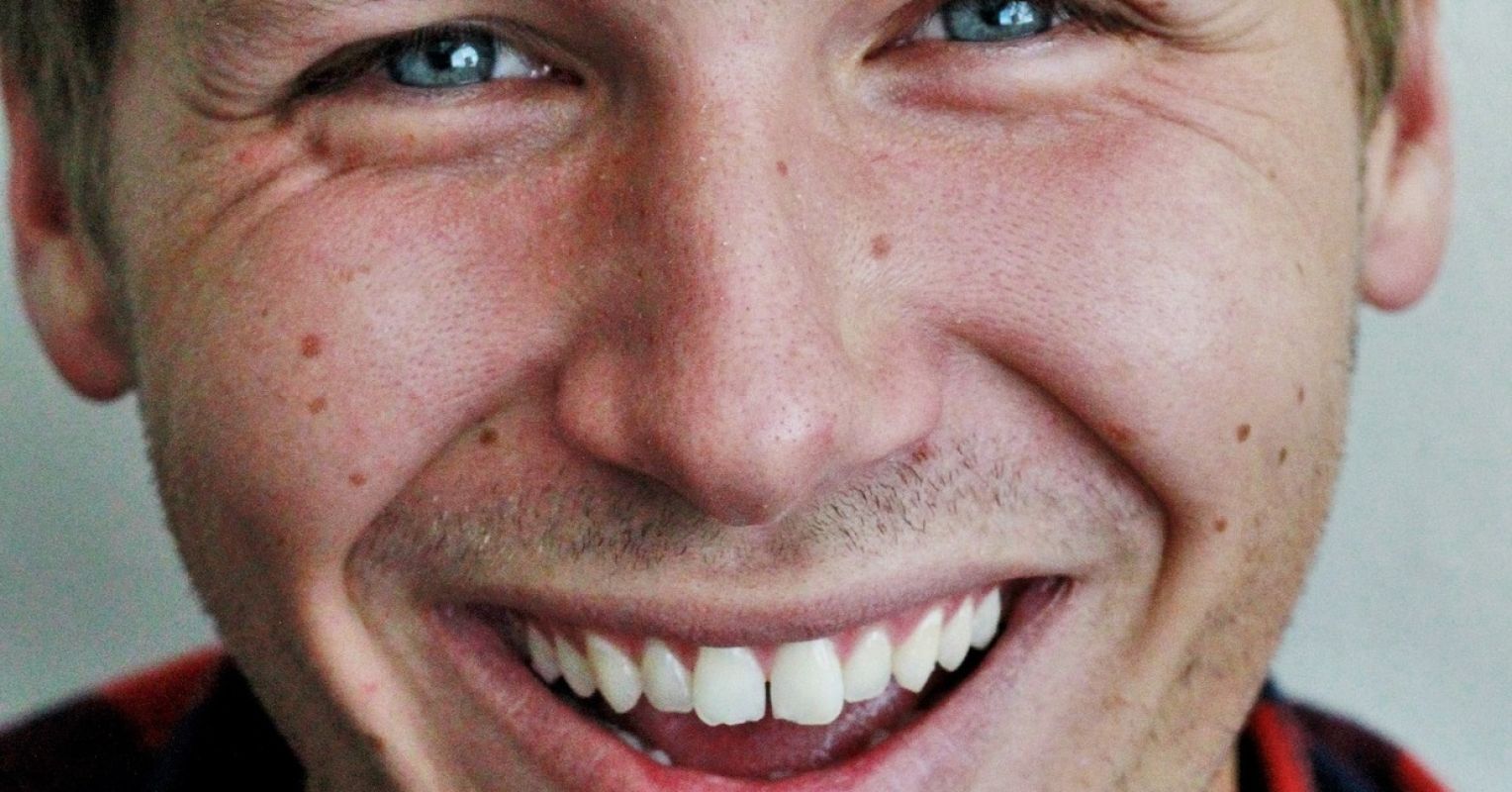 Bright, shiny objects!