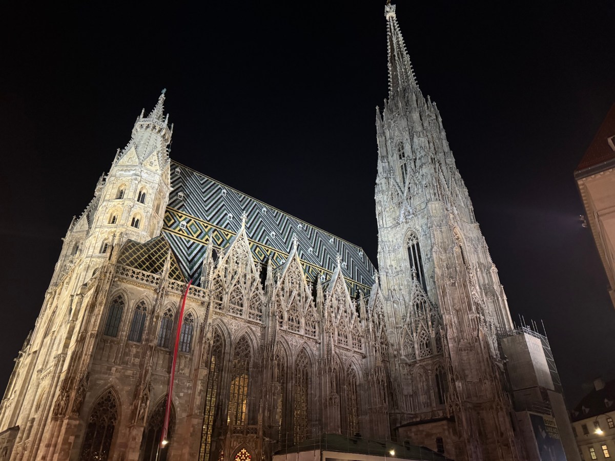 Bright, shiny objects!